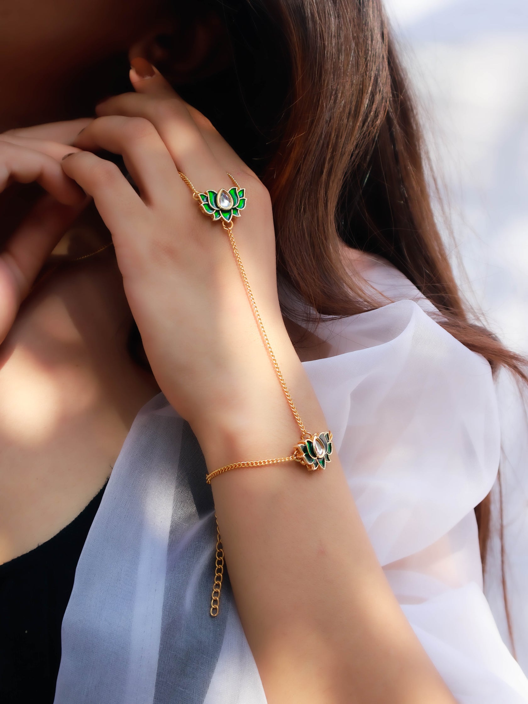 Mayflower Green Lotus Necklace and Hathphool Set – Kaashnii